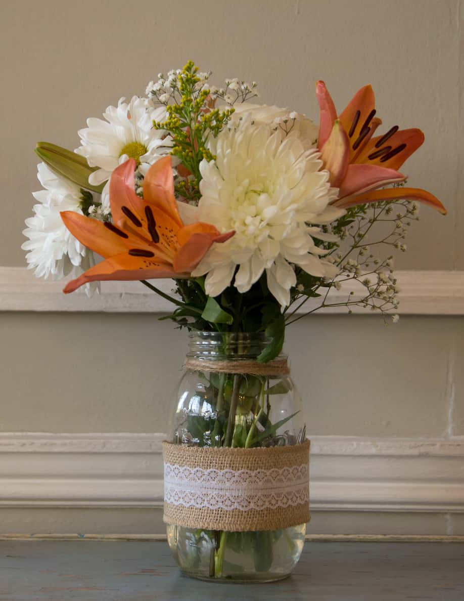 How To Create Beautiful Mason Jar Floral Arrangements - Cascade Floral ...
